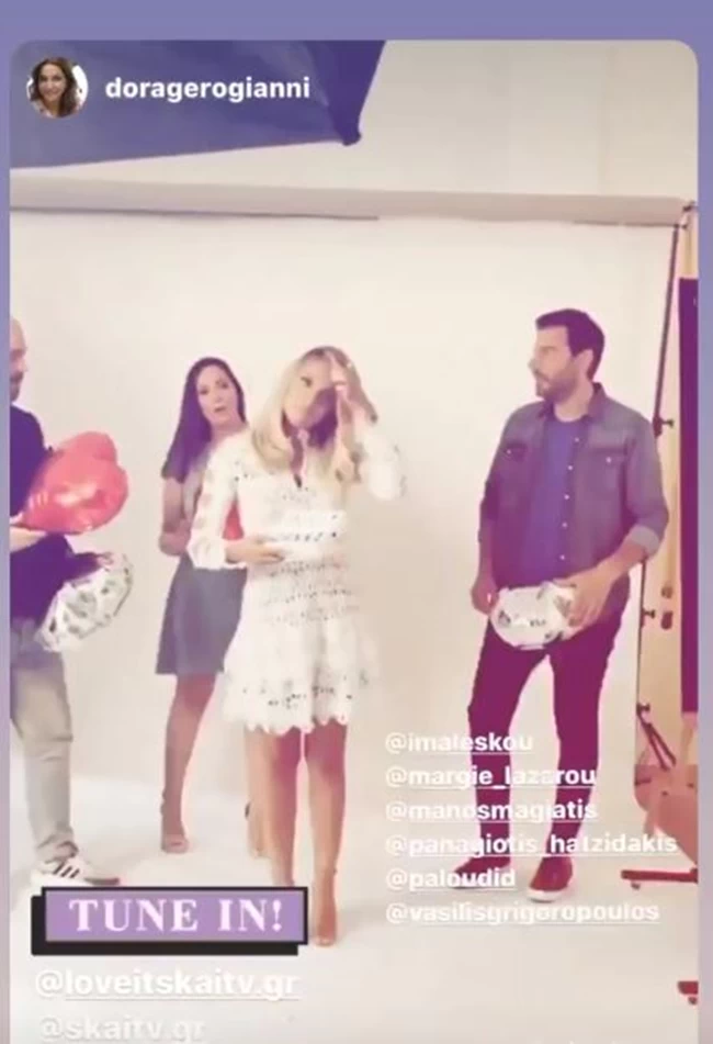 Ιωάννα Μαλέσκου: Με νέο look στα μαλλιά και μίνι δαντελένιο φόρεμα ...