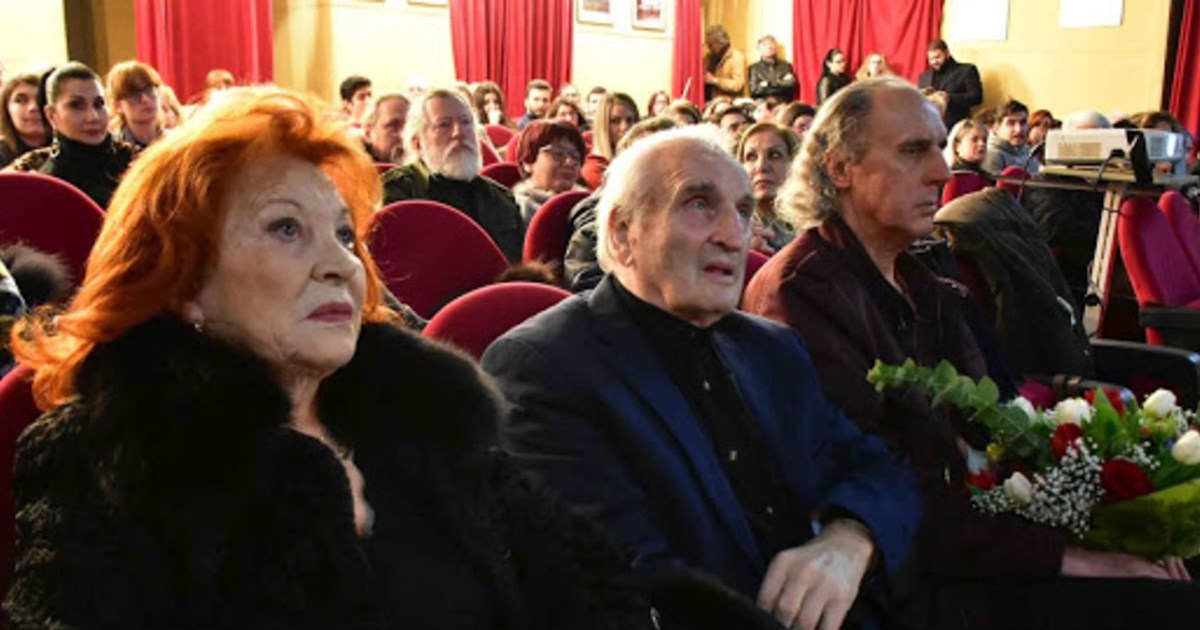 Διέρρηξαν το σπίτι του Νικήτα Τσακίρογλου & της Χρυσ. Διαβάτη | Ελλάδα ...