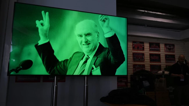 27 χρόνια από τον θάνατο του Ανδρέα Παπανδρέου | Πολιτική Ειδήσεις