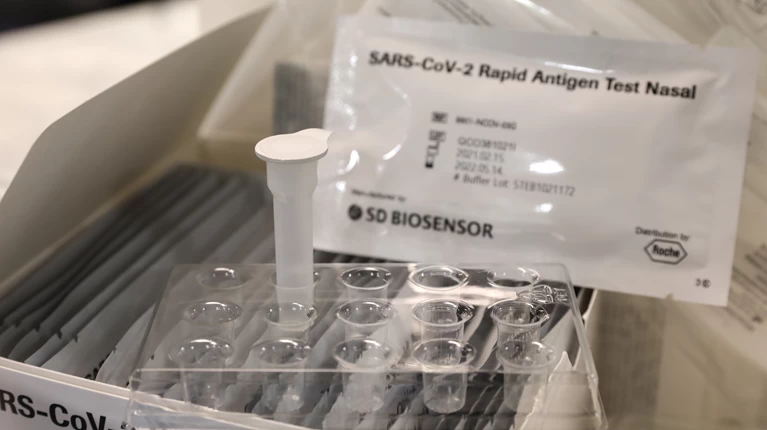 Self test: Πώς πρέπει να τα πετάμε στα σκουπίδια ανάλογα με το ...